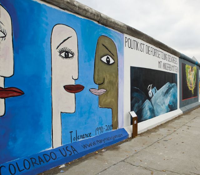 Beck’s Marks the Anniversary of the fall of the Berlin Wall — POPSOP